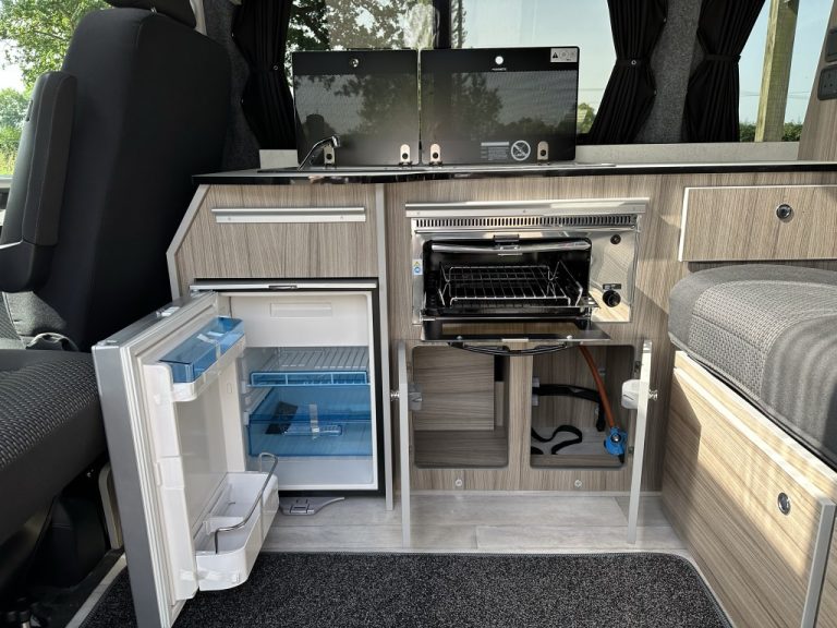 Redline Sport Campervan - Redline Campers